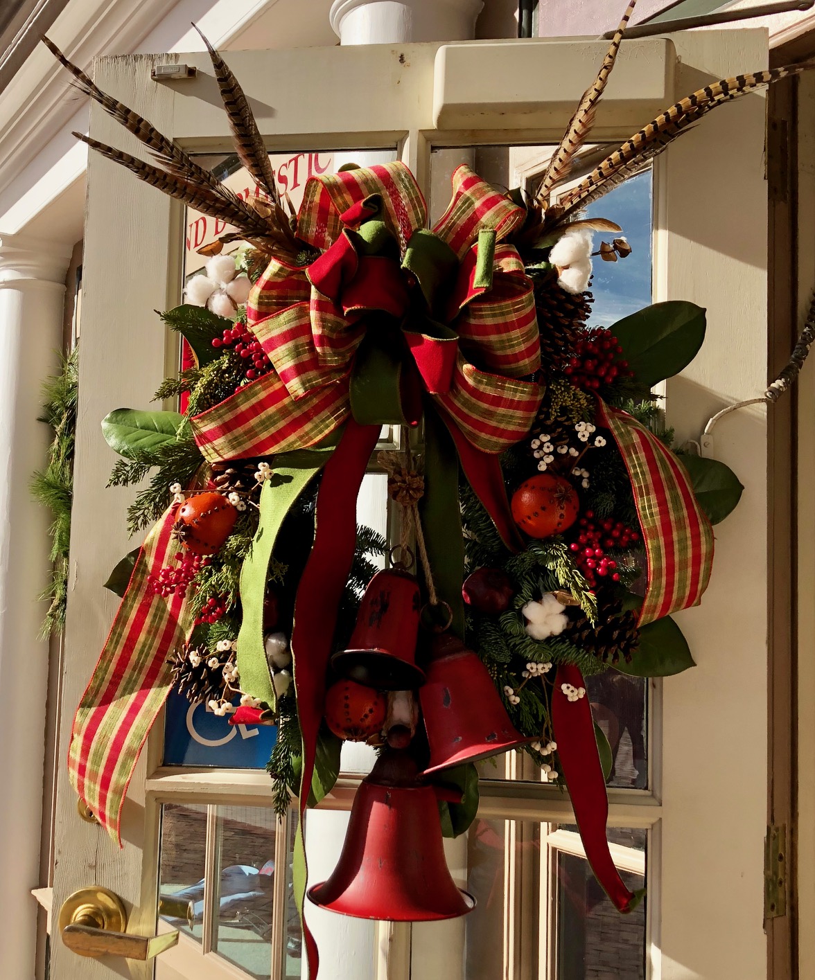 CHRISTMAS IN WILLIAMSBURG, VIRGINIA | Sonia Dekker